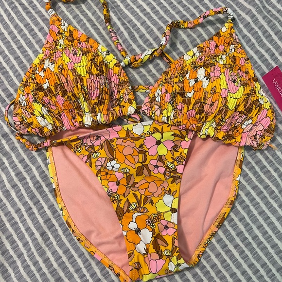 Target | Swim | Target Bikini Top | Poshmark